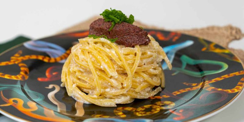 Trighetto con fondente di cipollotti e tapenade | La Molisana